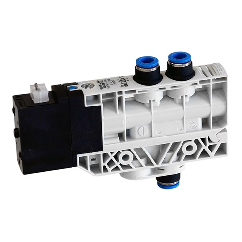 537493 FESTO - VUVB-S-M42-AZD-Q6-1C1 Magneetventiel | Pneumatiek.nl